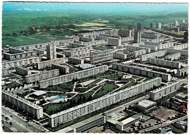 Sarcelles : une ville en train de naître - Architecture 50Architecture 50