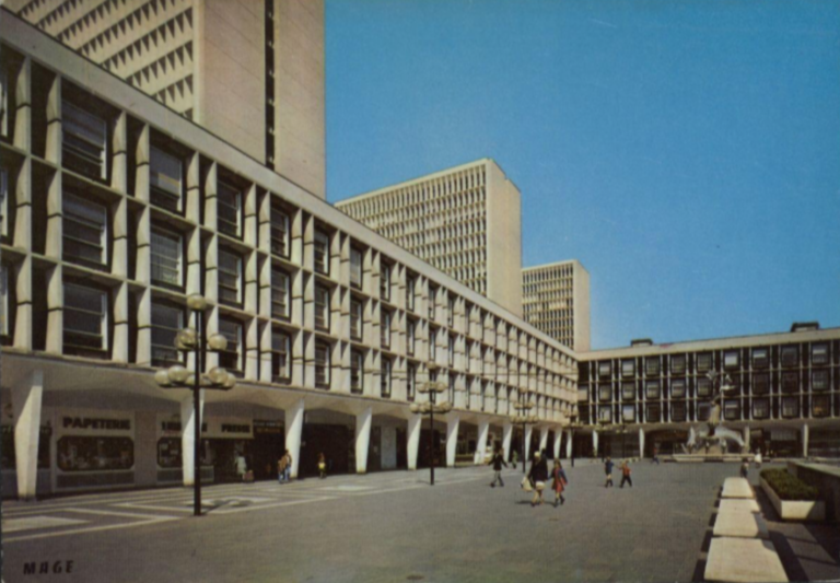 Sarcelles : une ville en train de naître - Architecture 50Architecture 50